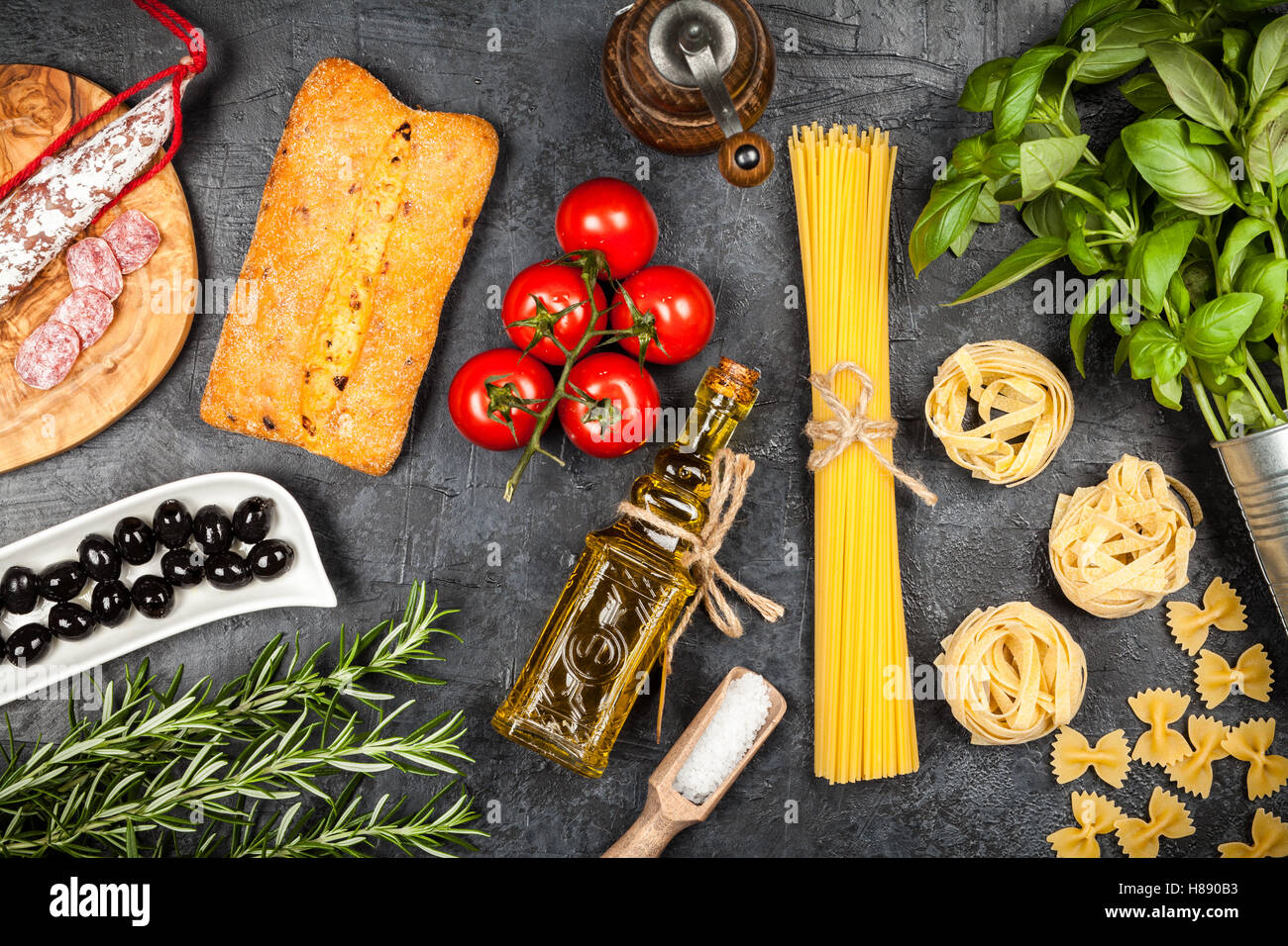 Italian food ingredients Stock Photo - Alamy