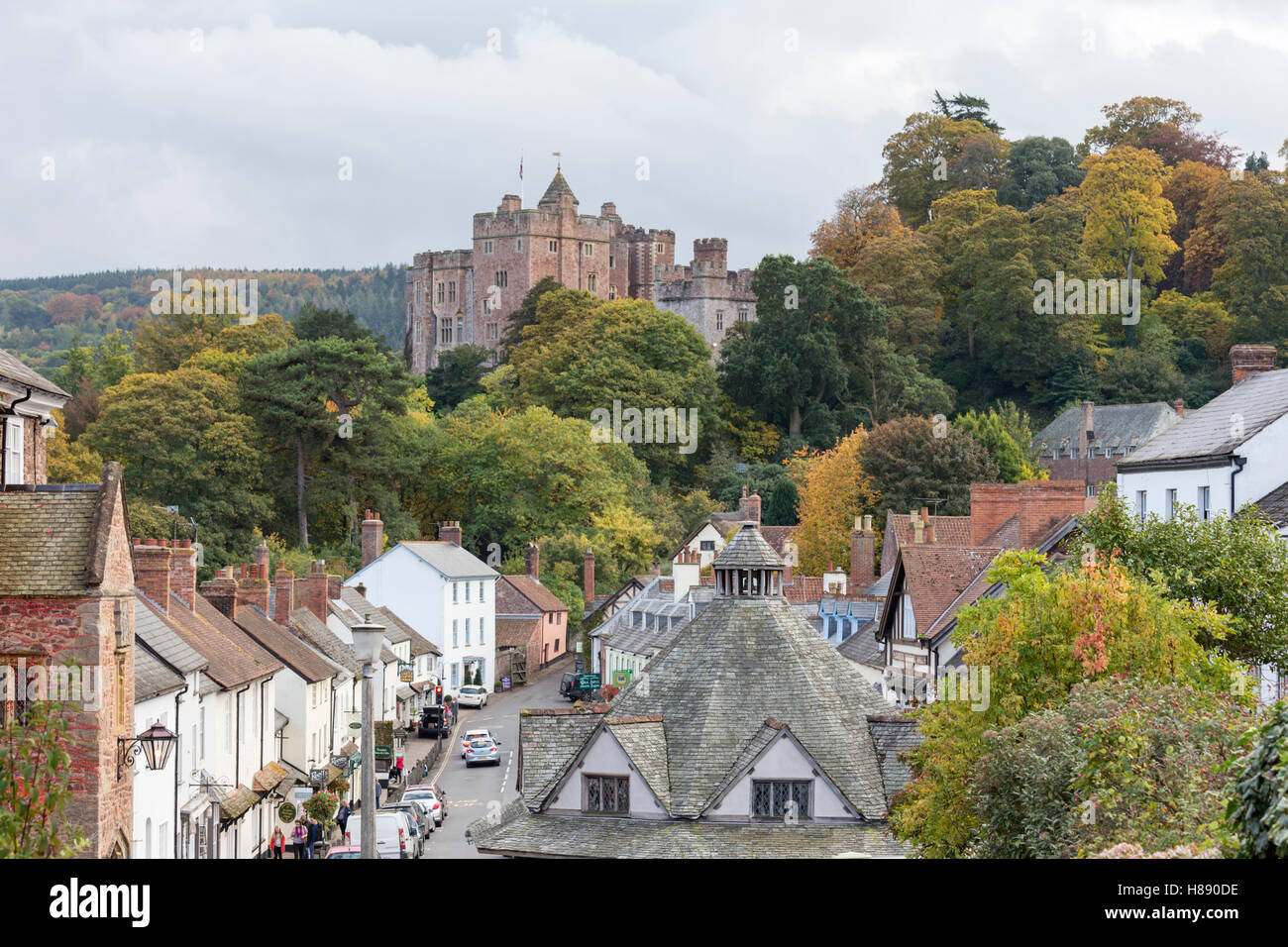 The High Street of Dunster village and Yarn Market overlooked by ...