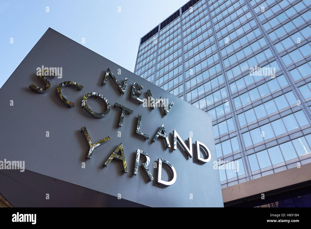 Police scotland logo hi-res stock photography and images - Alamy