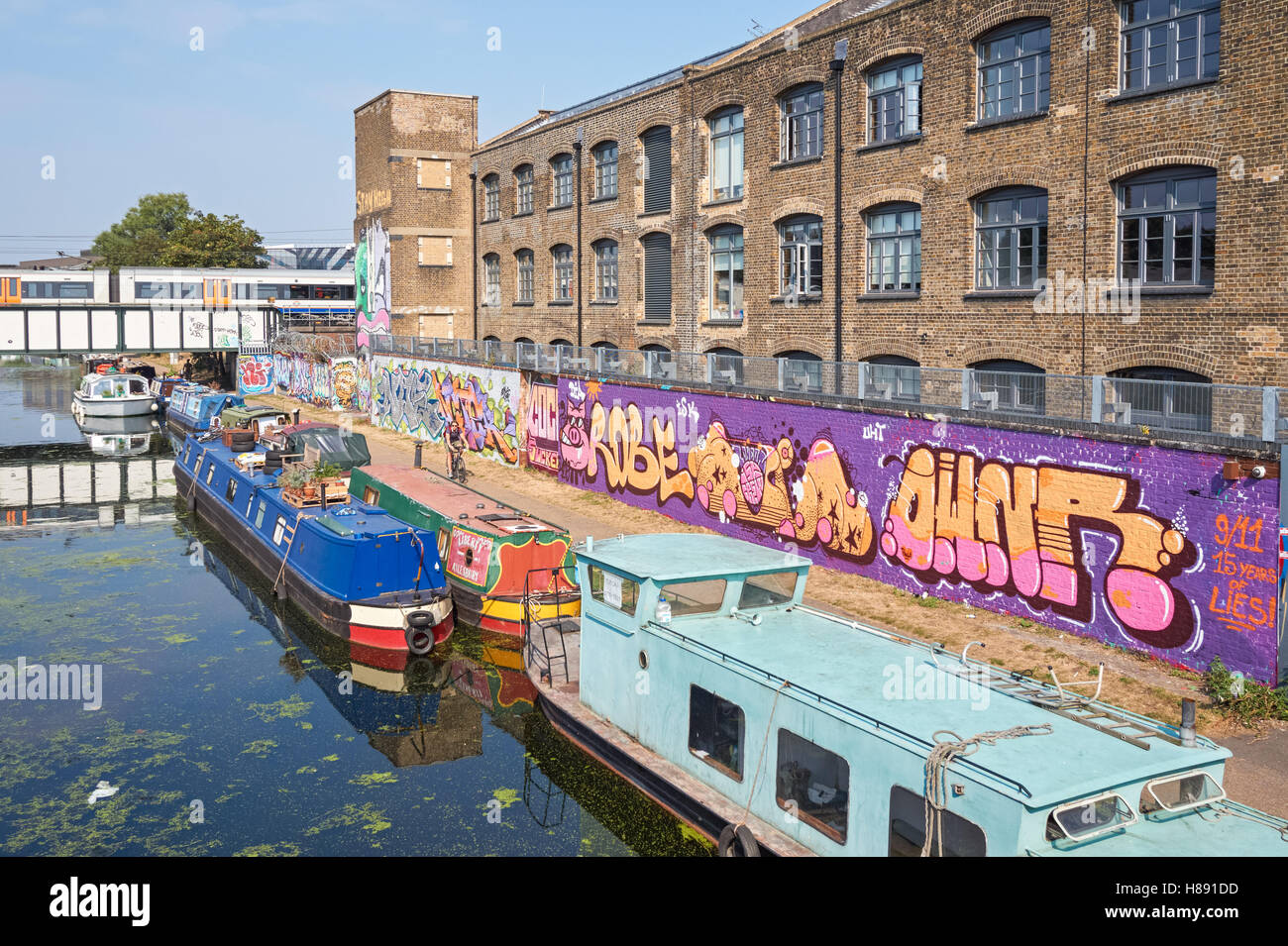 River Lea Stock Photos & River Lea Stock Images - Alamy
