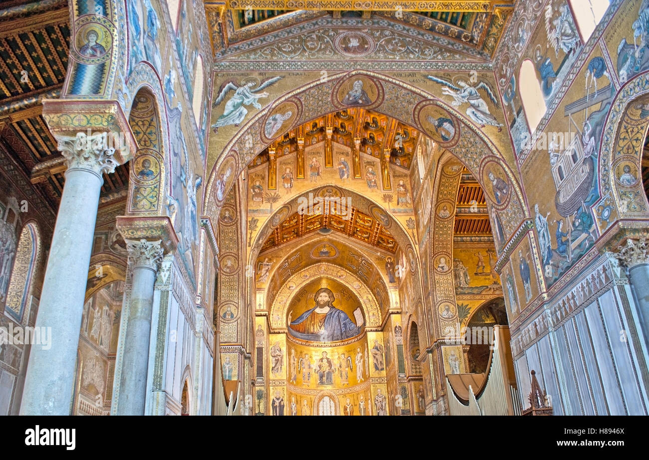 The prayer hall of Cathedral of Assumption of Virgin Mary decorated ...