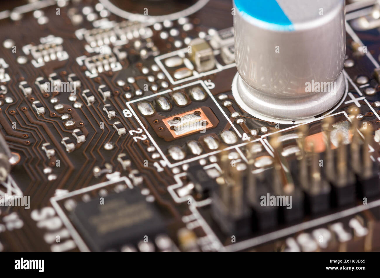 Electronic collection - computer circuit board with radio components ...