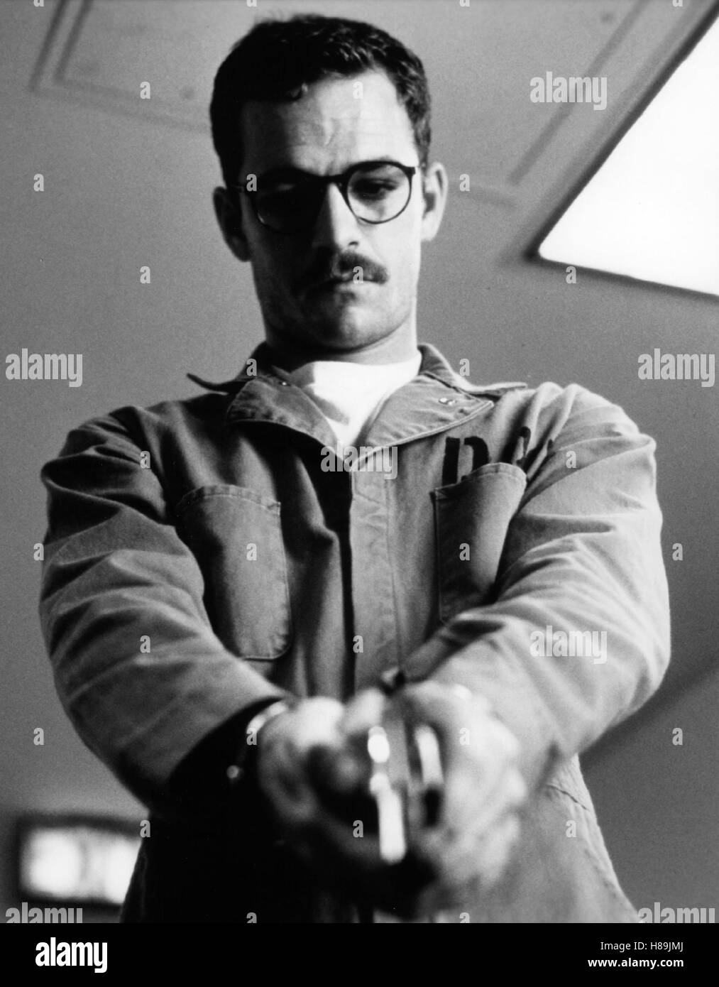 Normal Life, (NORMAL LIFE) USA 1996, Regie: John McNaughton, LUKE PERRY ...