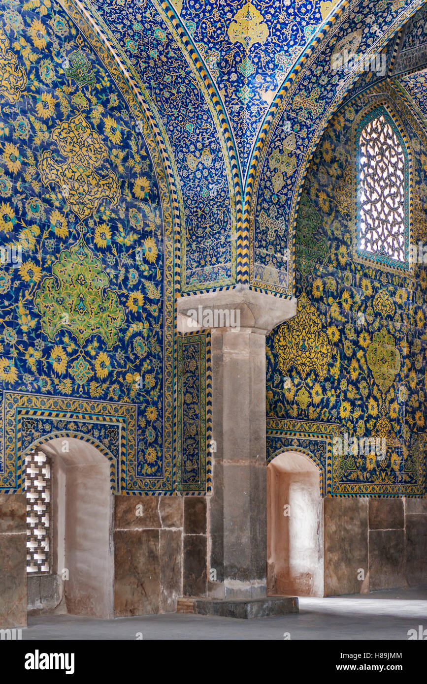 The great Blue Mosque (Imam Mosque ) Isfahan Iran Stock Photo - Alamy