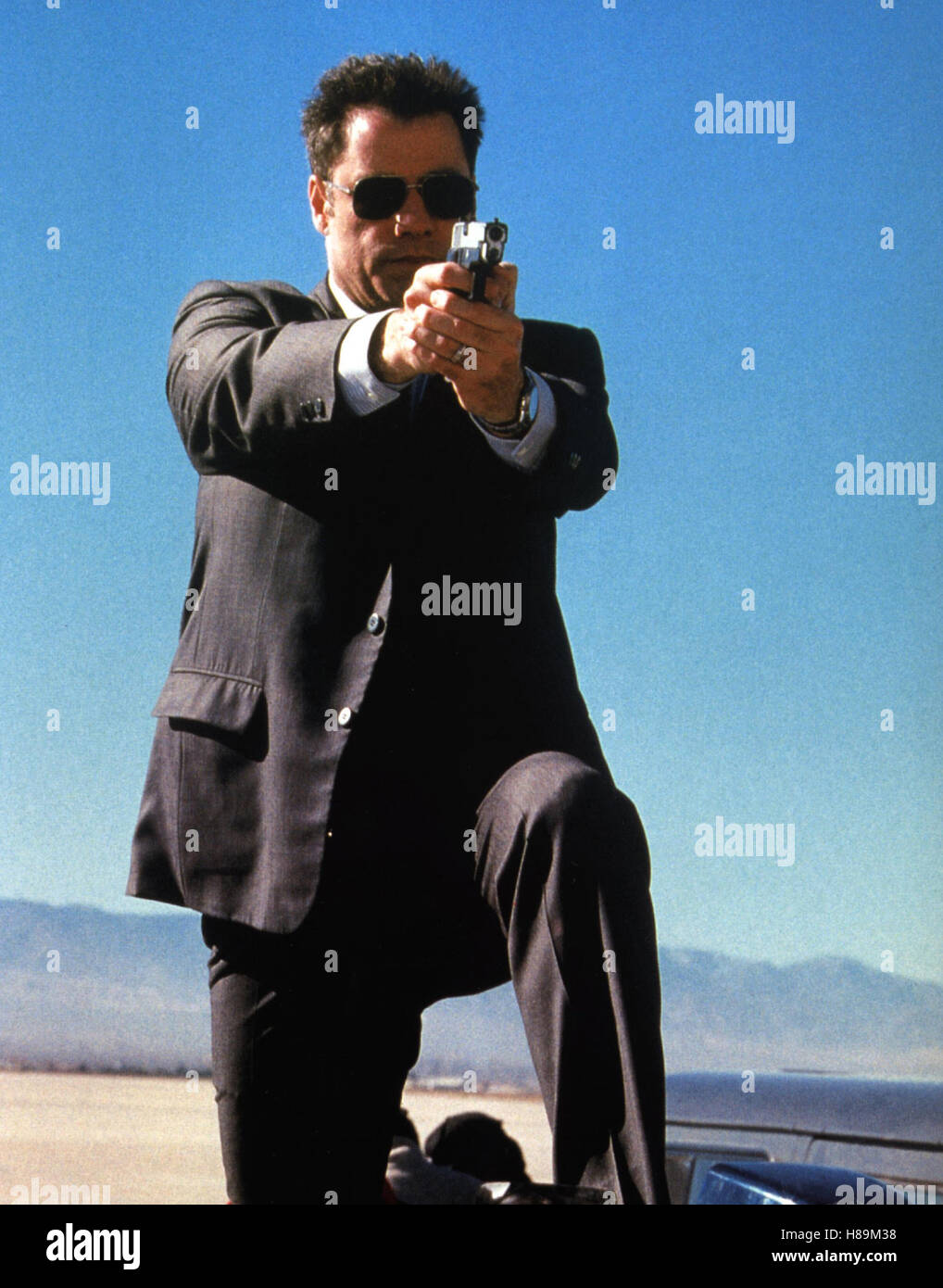 Face off john travolta hi-res stock photography and images - Alamy