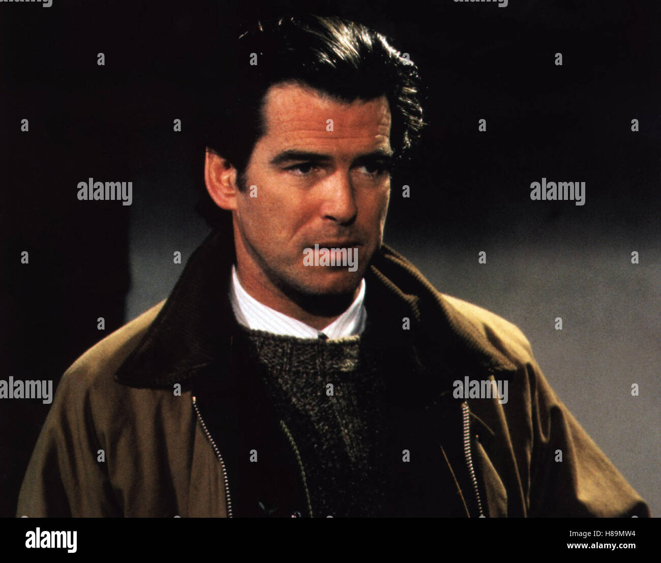 Nephew pierce brosnan 1998 hi-res stock photography and images - Alamy