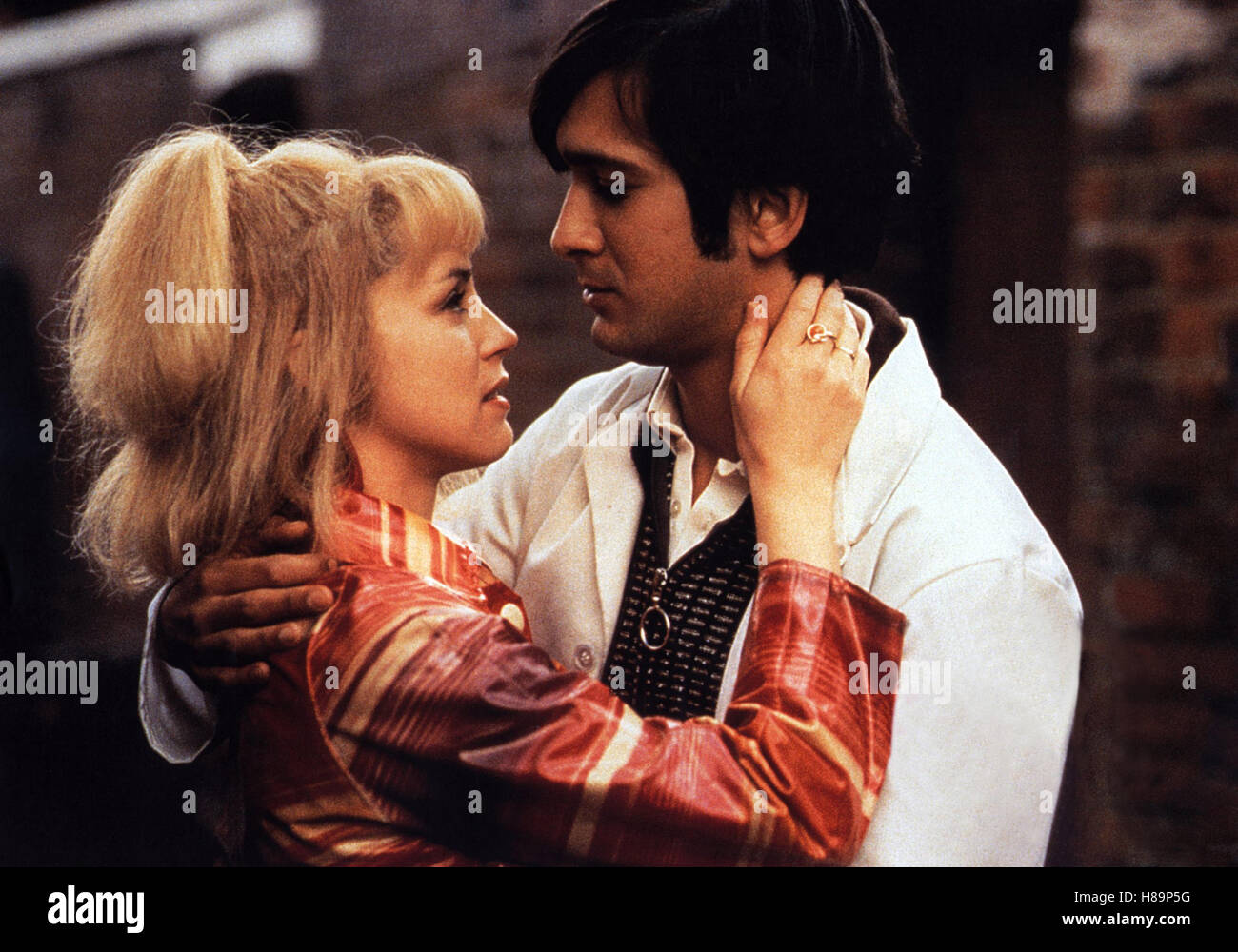East Is East, (EAST IS EAST) GB 1999, Regie: Damien O'Donnell, EMMA ...