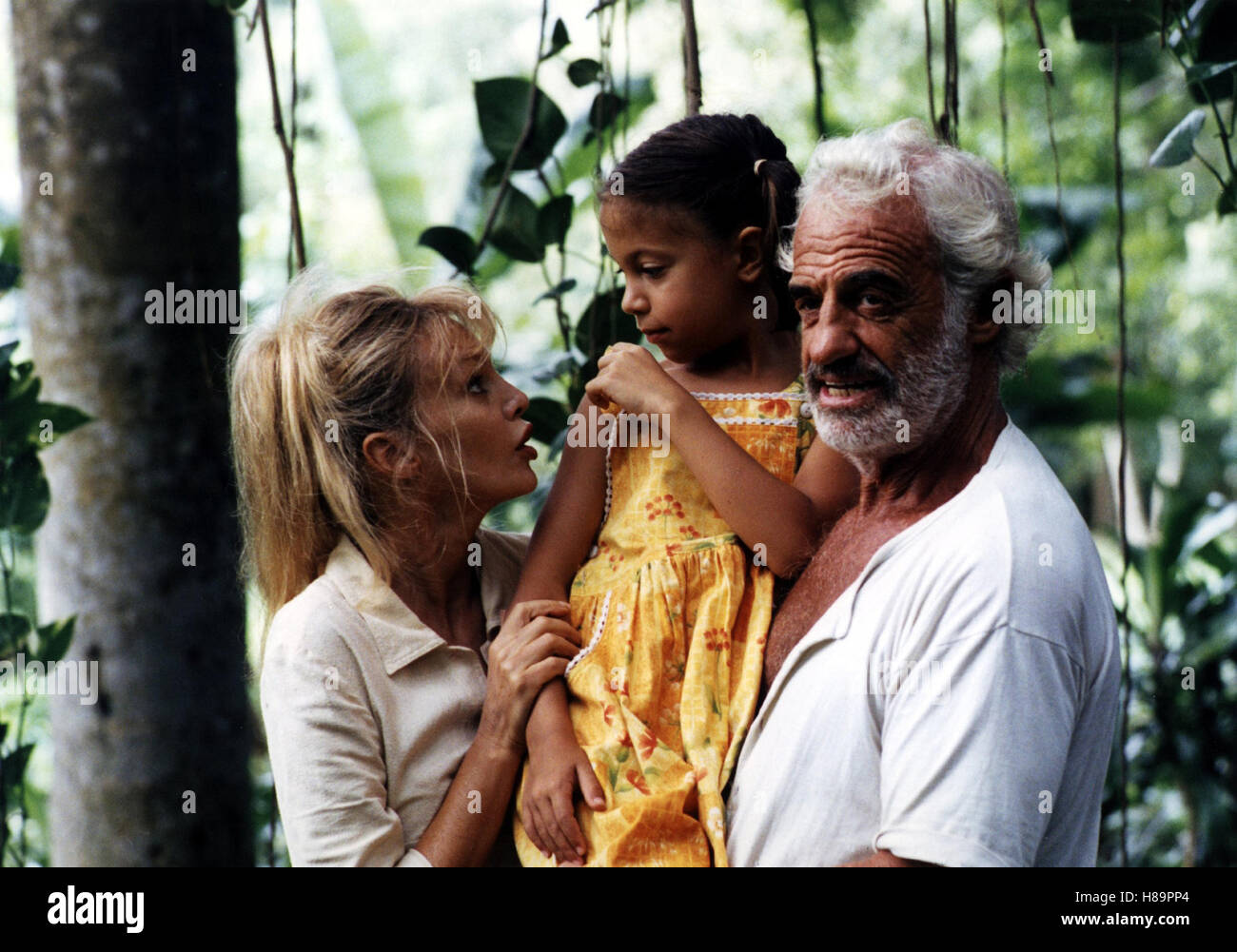 Amazone, (AMAZONE) F 2000, Regie: Philippe de Broca, ARIELLE DOMBASLE ...