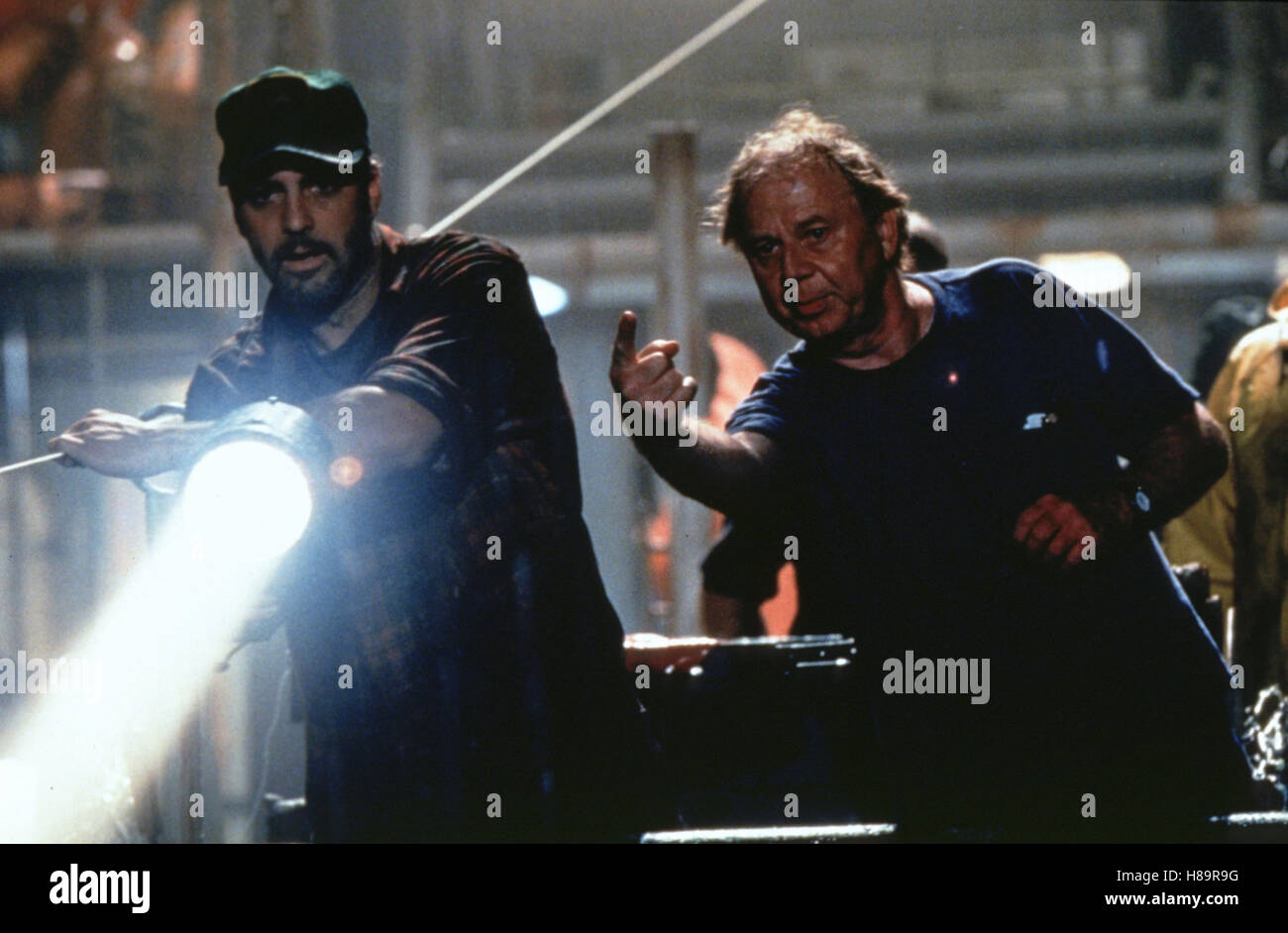 The perfect storm george clooney hi-res stock photography and images ...