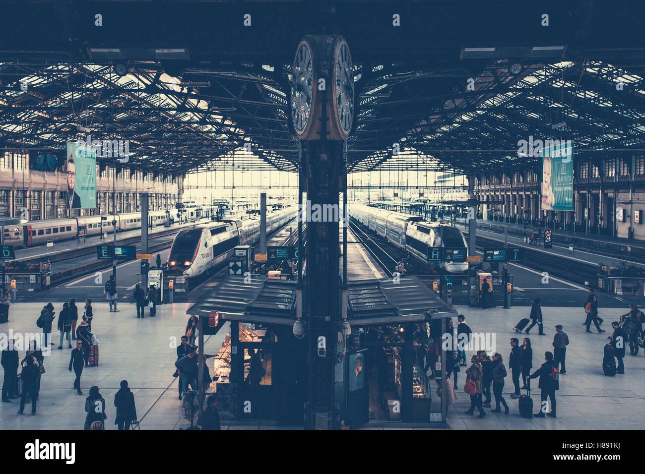 Old fashioned railway station traditional hi-res stock photography and ...