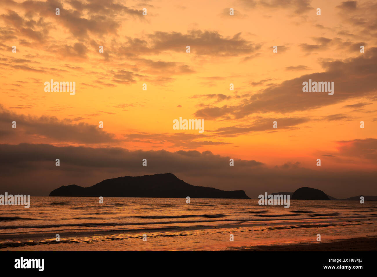 Colorful dawn over the sea Stock Photo - Alamy