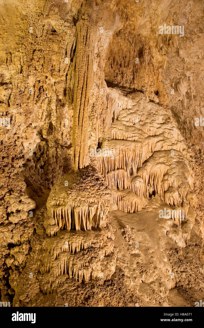 Calcite flowstone formations, Carlsbad Caverns National Park, New ...