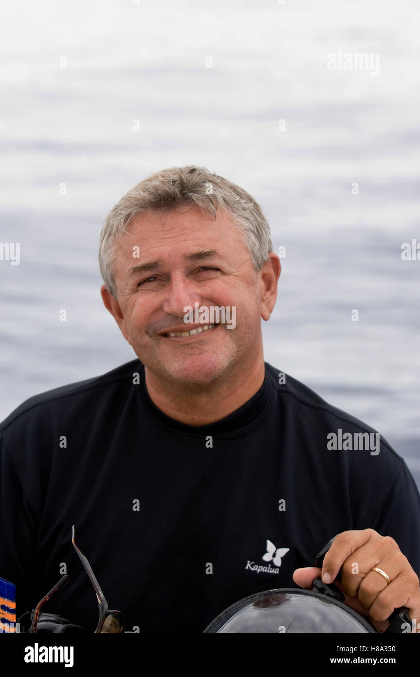 Underwater photographer Flip Nicklin Stock Photo - Alamy