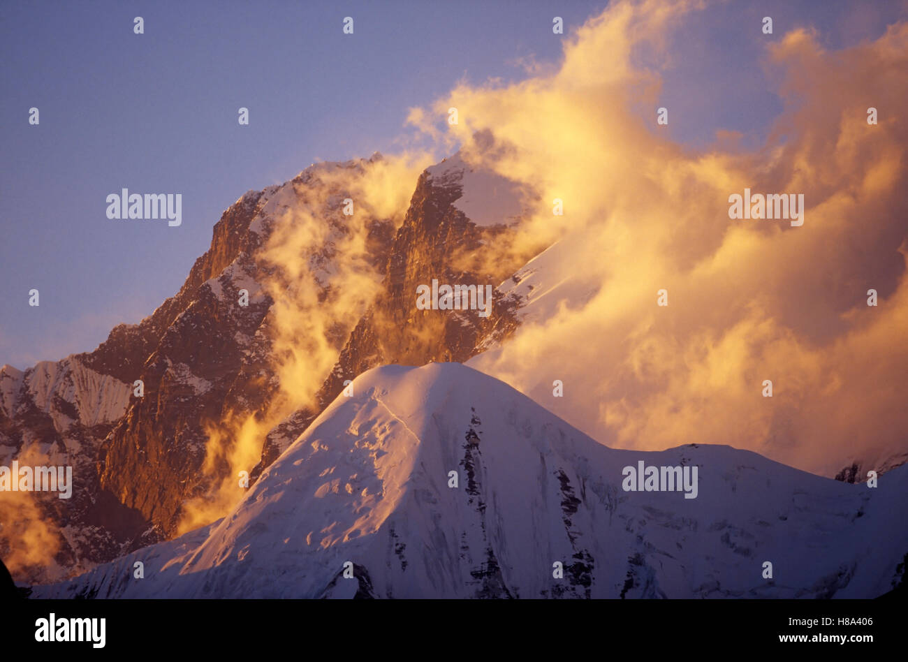 Clouds rising near Mount Everest, Himalayas, Nepal Stock Photo - Alamy