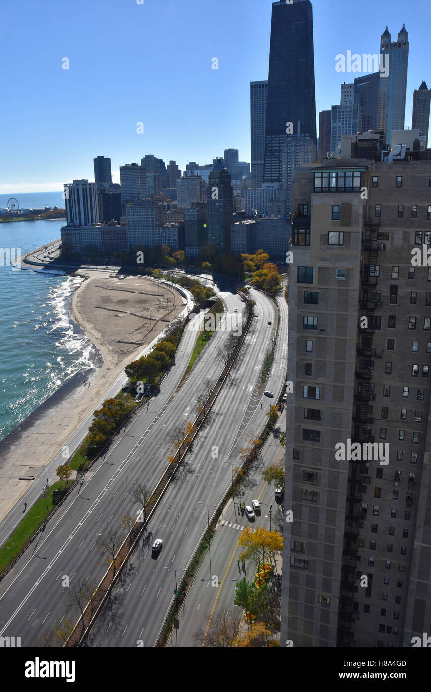 Chicago bus trolley hi-res stock photography and images - Alamy
