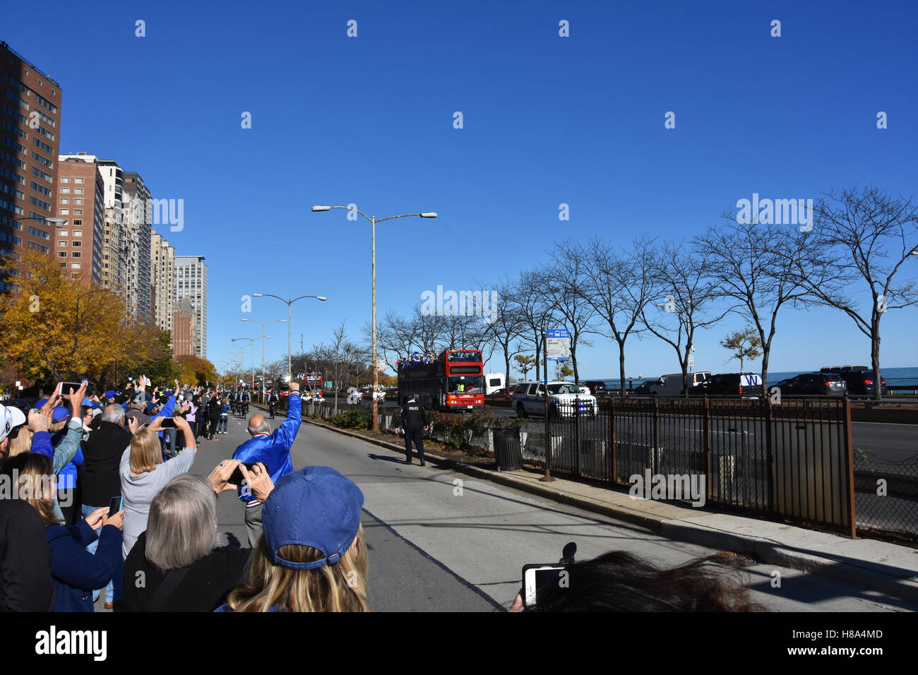 Chicago bus trolley hi-res stock photography and images - Alamy