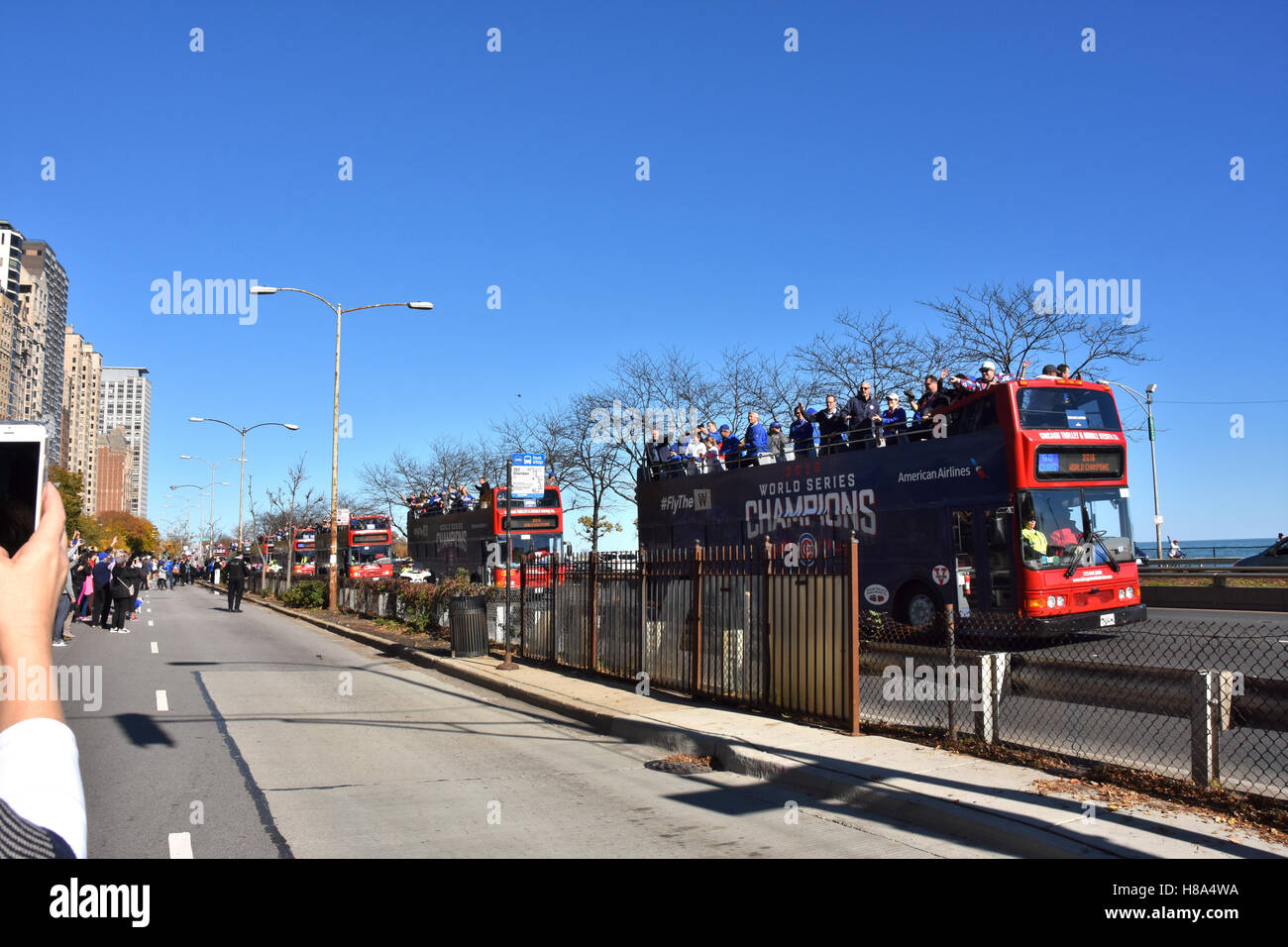 Chicago bus trolley hi-res stock photography and images - Alamy