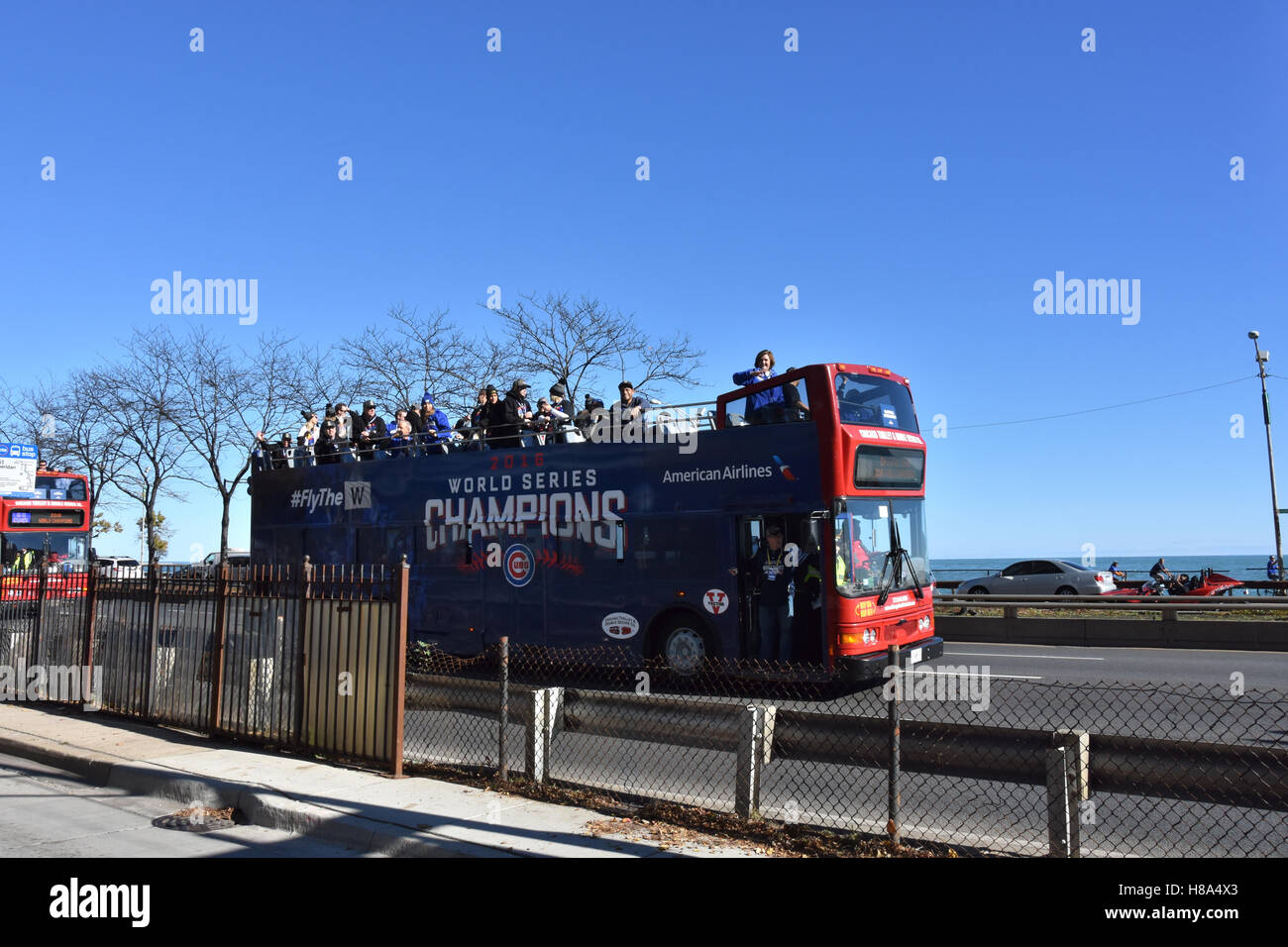 Chicago bus trolley hi-res stock photography and images - Alamy