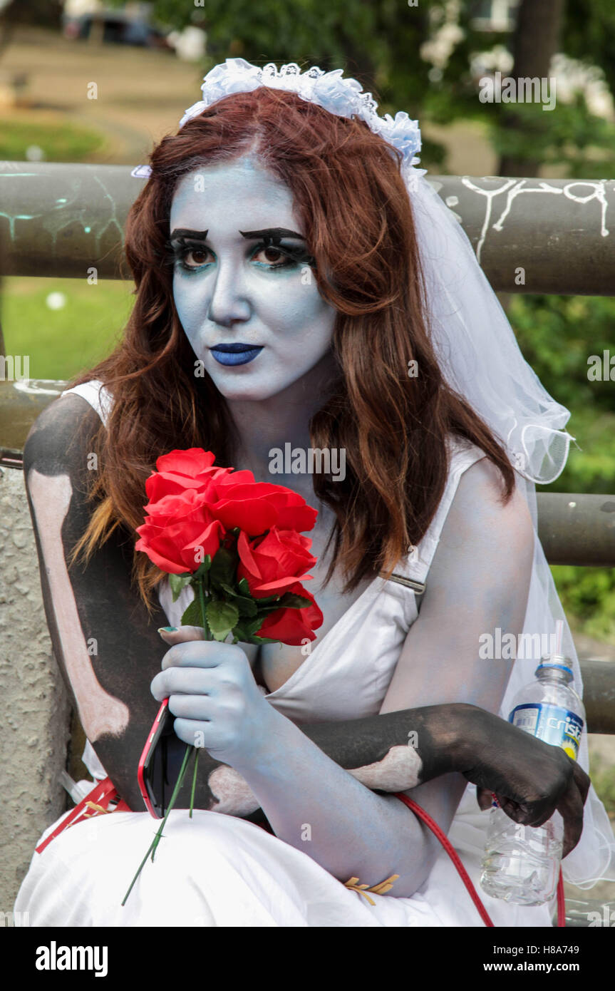 Scary Bride High Resolution Stock Photography and Images - Alamy