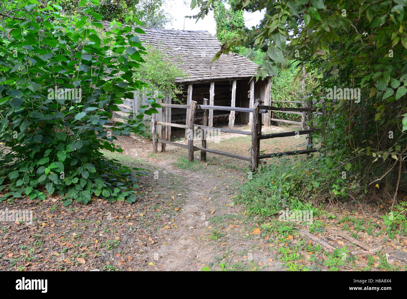 A small Corral at a cabin in America Stock Photo - Alamy