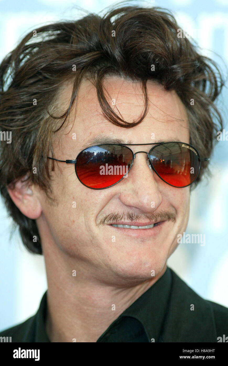 SEAN PENN 21 GRAMS FILM PREMIERE 60TH VENICE FILM FESTIVAL ITALY 05 ...