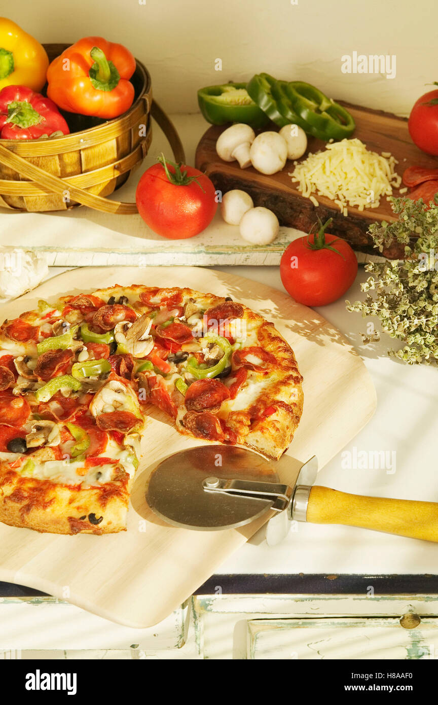 Vegetable pizza slice hi-res stock photography and images - Alamy