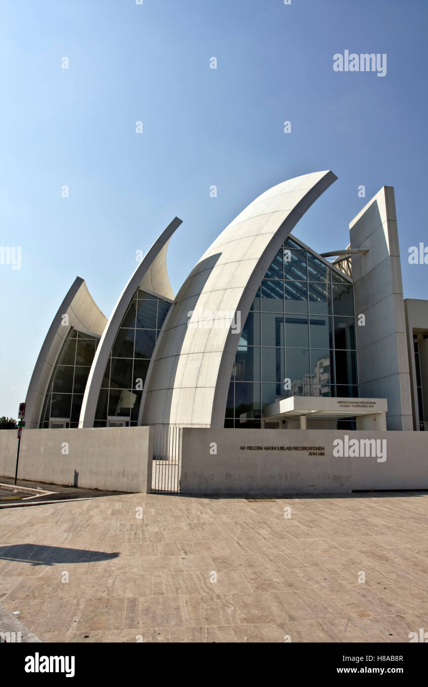 Jubilee Church, La Chiesa del Dio Padre Misericordioso, by architect ...