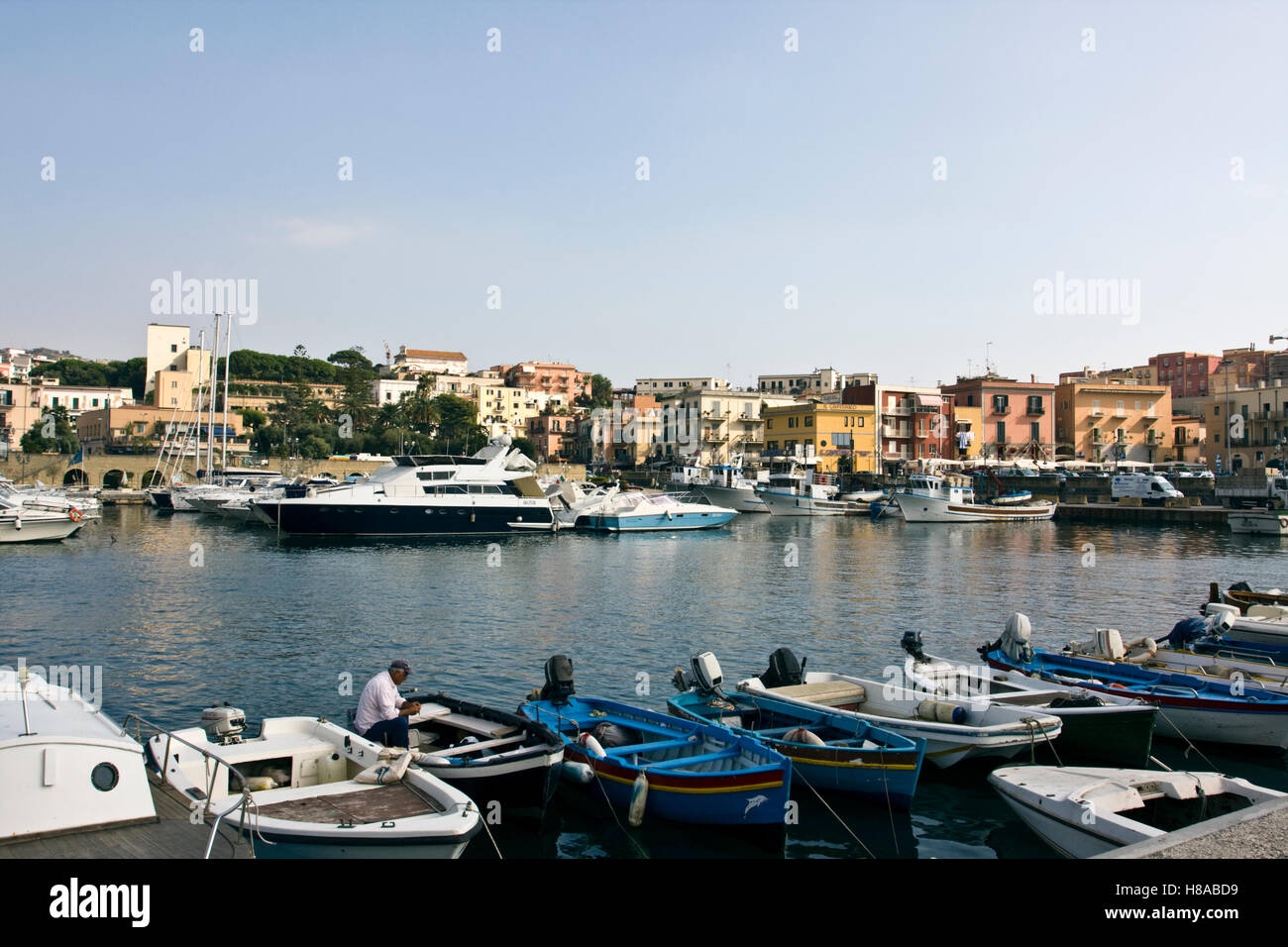 Pozzuoli port hi-res stock photography and images - Alamy