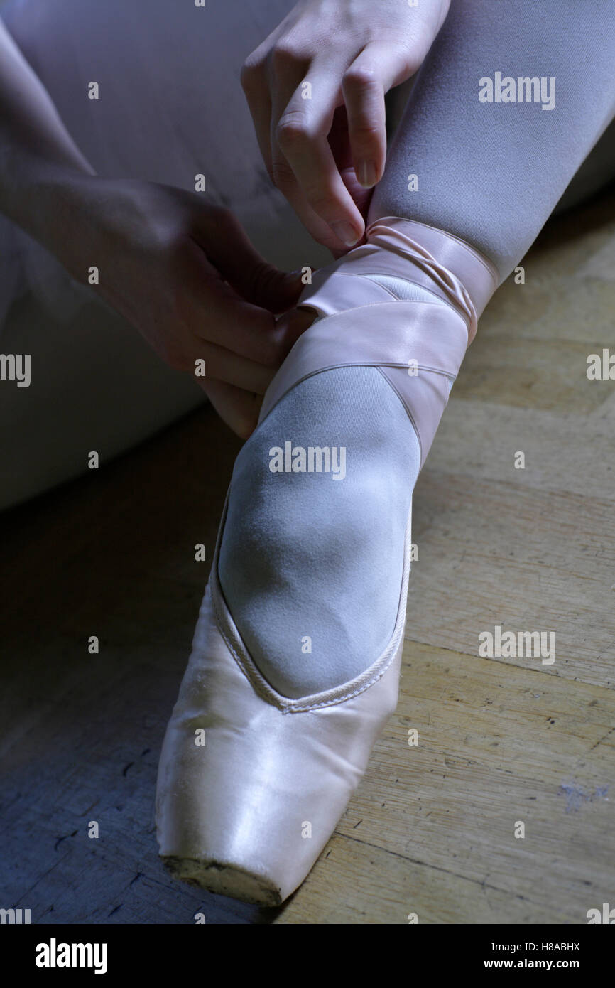 Ballet dancer, detail pointe shoes Stock Photo - Alamy