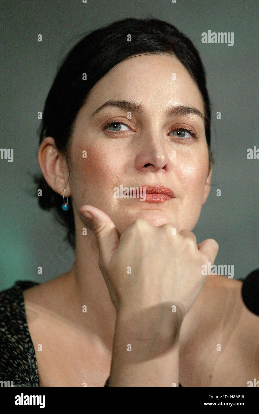 Moss press hi-res stock photography and images - Alamy