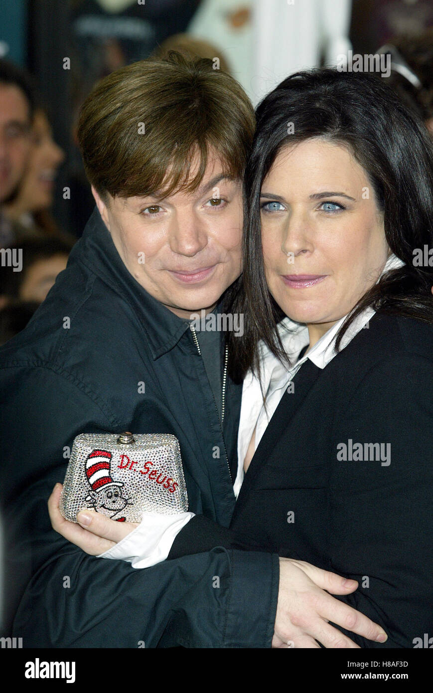 MIKE MYERS & ROBIN RUZAN DR. SEUSS' THE CAT IN THE HAT CITYWALK ...