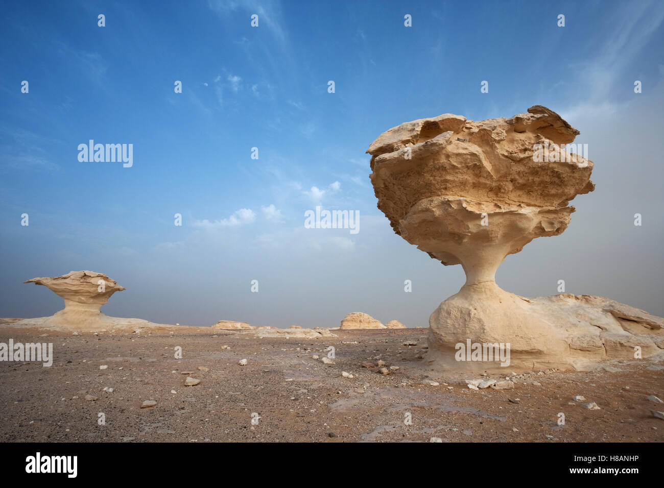 Limestone rock formations, White Desert National Park, Egypt Stock ...