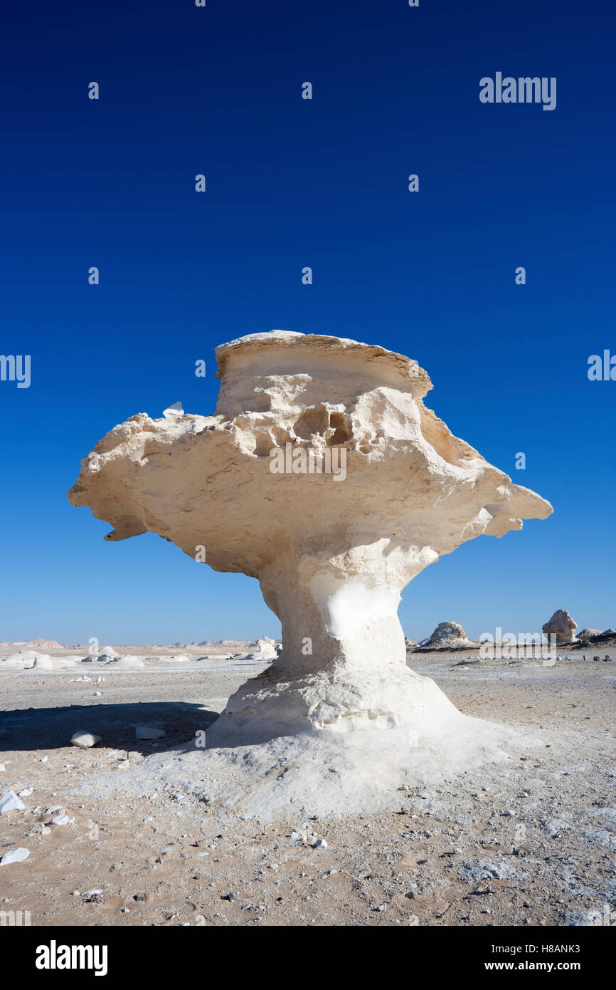 Limestone rock formation, White Desert National Park, Egypt Stock Photo ...