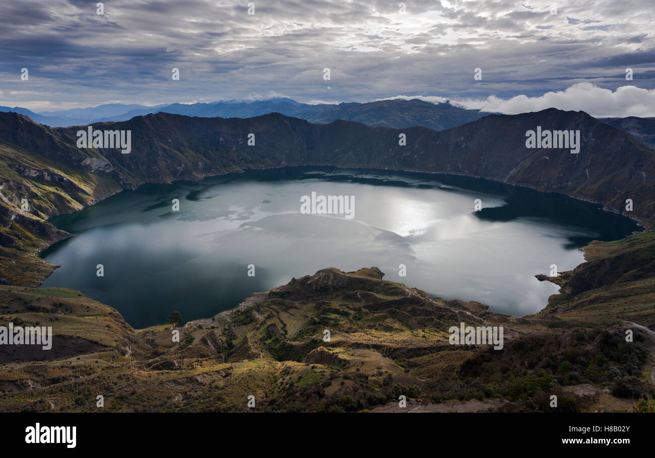 Crater lake,elevation 12,841ft, Quilotoa, Ecuador Stock Photo - Alamy
