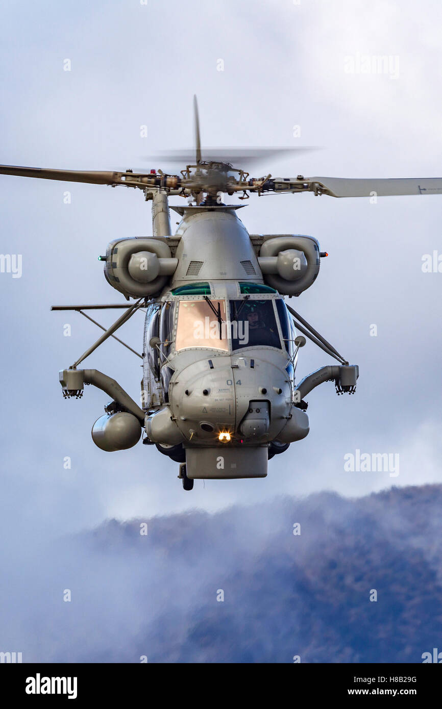 Royal New Zealand Navy Kaman SH-2G Super Seasprite anti submarine ...
