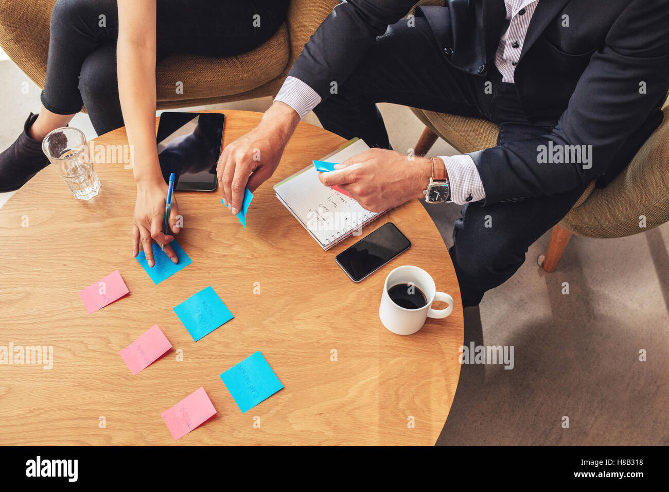 Brainstorming table overhead hi-res stock photography and images - Alamy