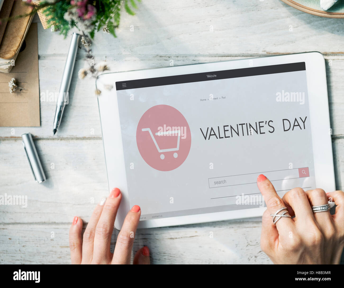 Valentine's Day Shopping Homepage Website Concept Stock Photo - Alamy