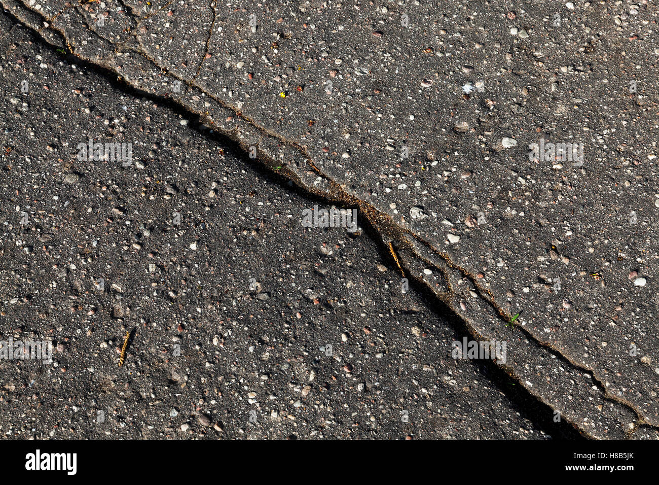 Broken up asphalt hi-res stock photography and images - Alamy
