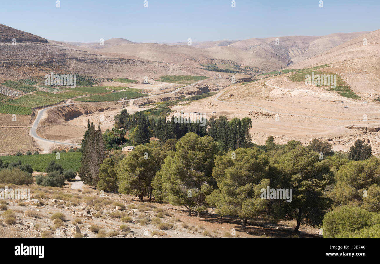 Jordanian mountains hi-res stock photography and images - Alamy