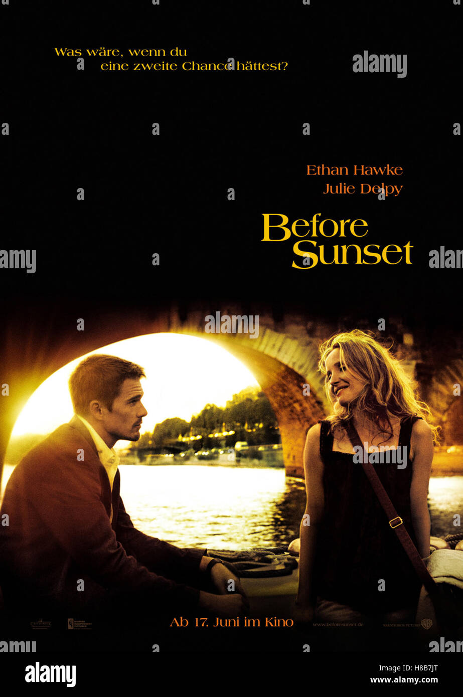 Before sunset 2004 julie delpy hi-res stock photography and images - Alamy