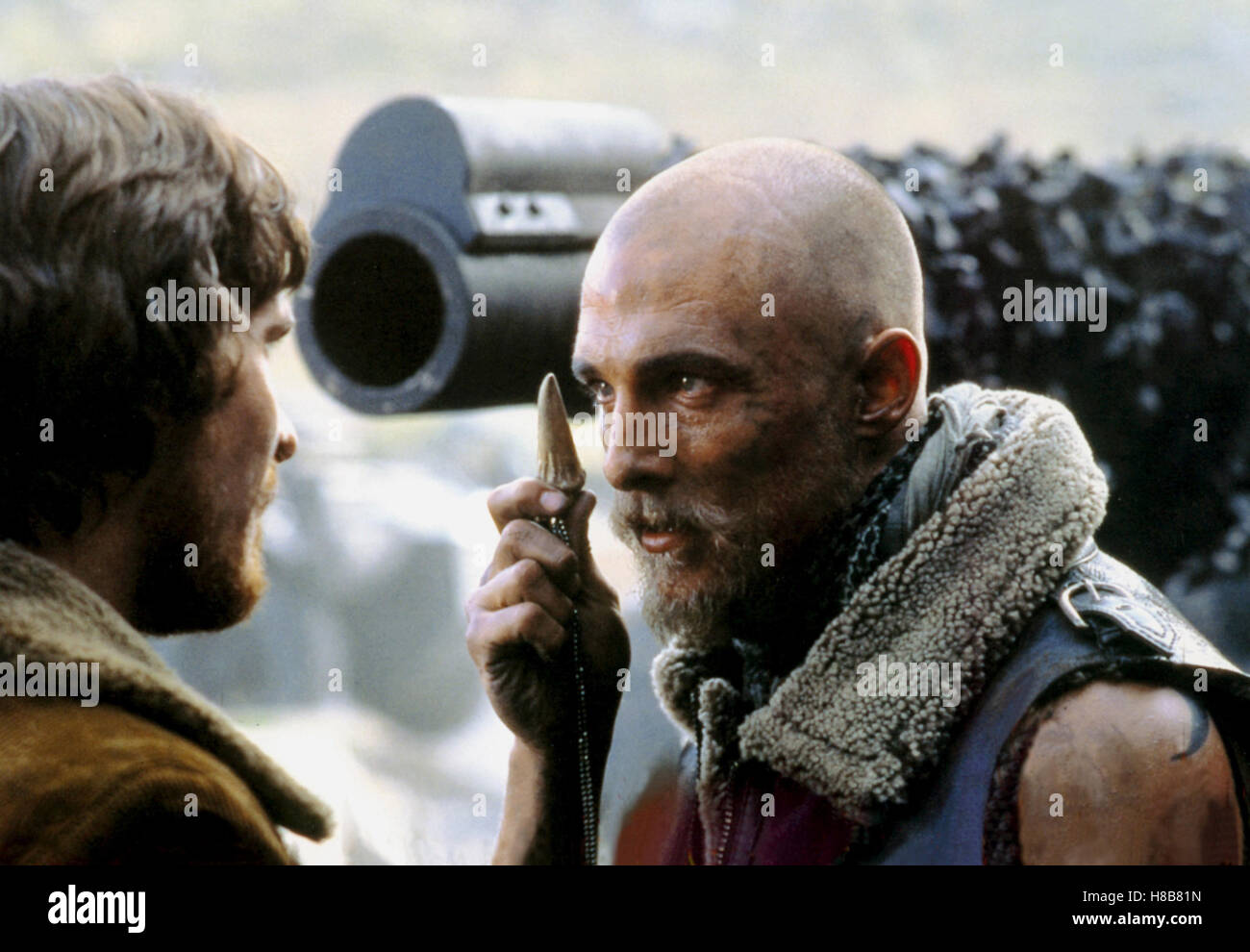 Reign of fire matthew mcconaughey hi-res stock photography and images ...