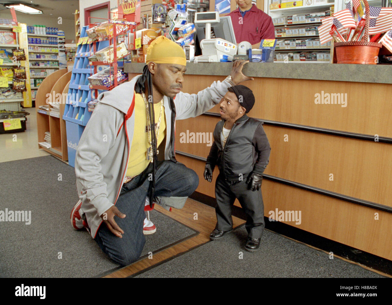 Little man 2006 marlon wayans hi-res stock photography and images - Alamy