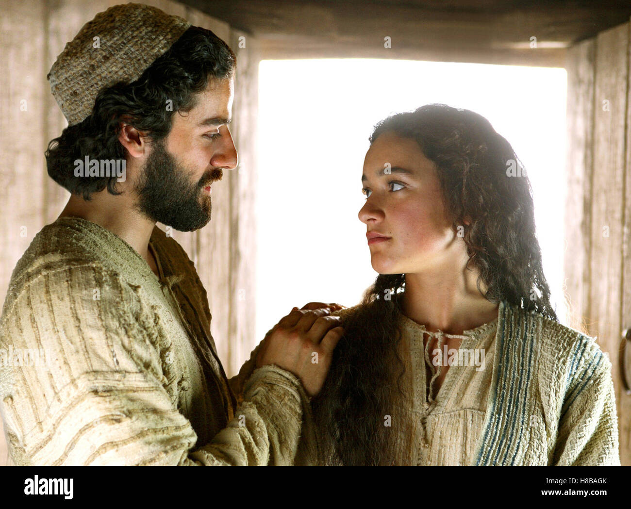 Oscar isaac keisha castle hughes nativity hi-res stock photography and ...