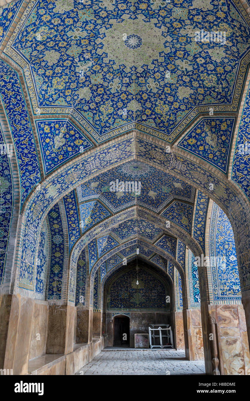 The great Blue Mosque (Imam Mosque ) Isfahan Iran Stock Photo - Alamy