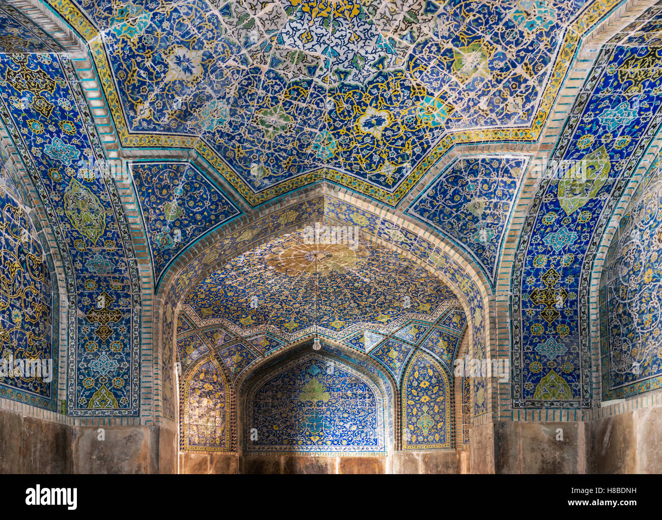 The great Blue Mosque (Imam Mosque ) Isfahan Iran Stock Photo - Alamy