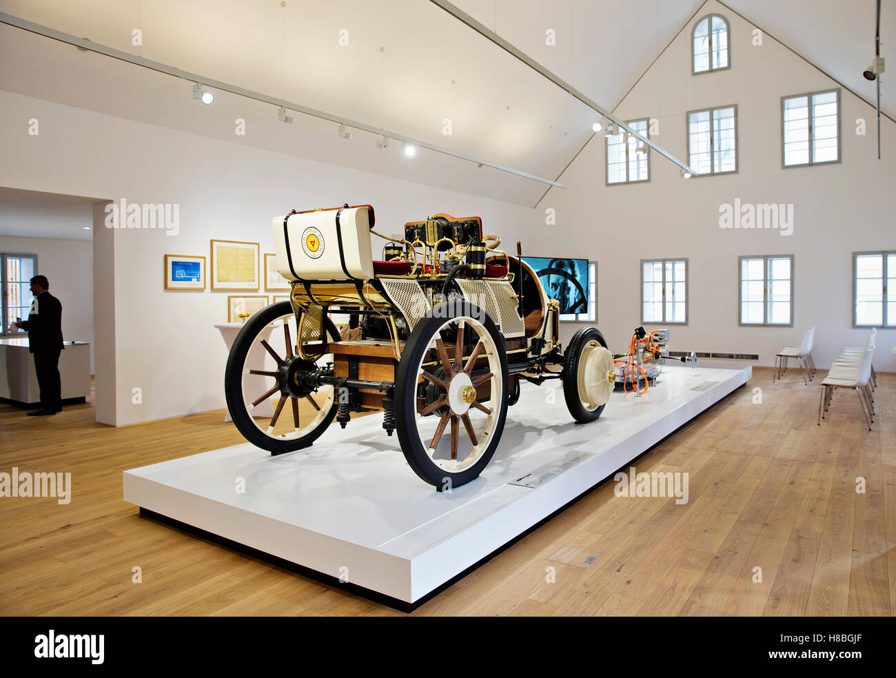 Lohner porsche semper vivus hi-res stock photography and images - Alamy