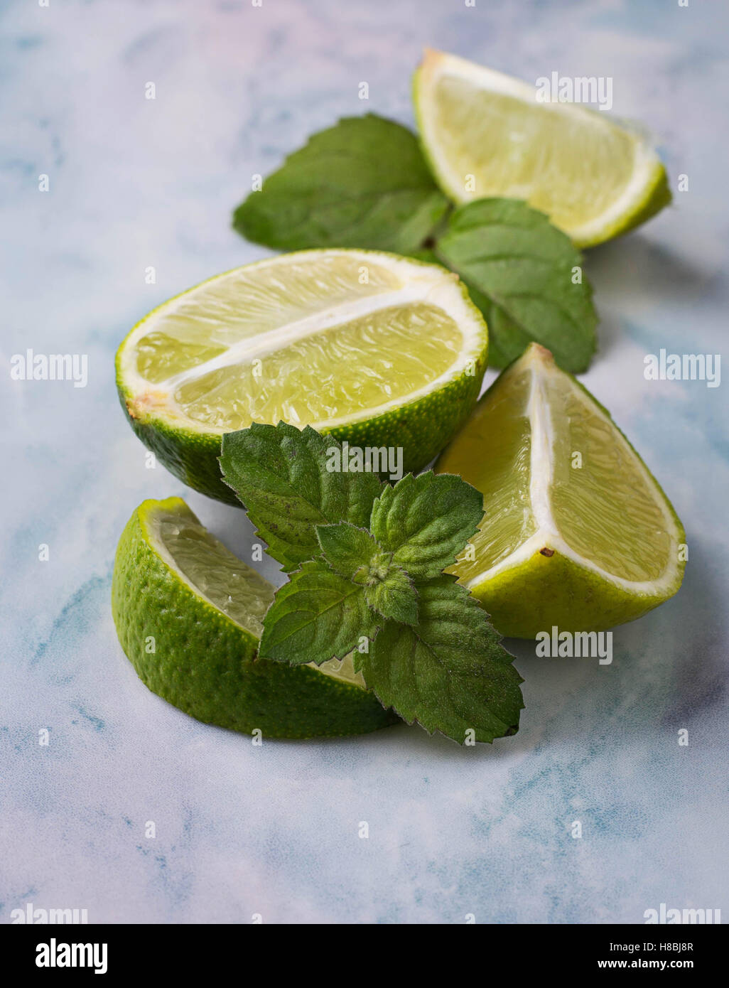 Table dissected hi-res stock photography and images - Alamy