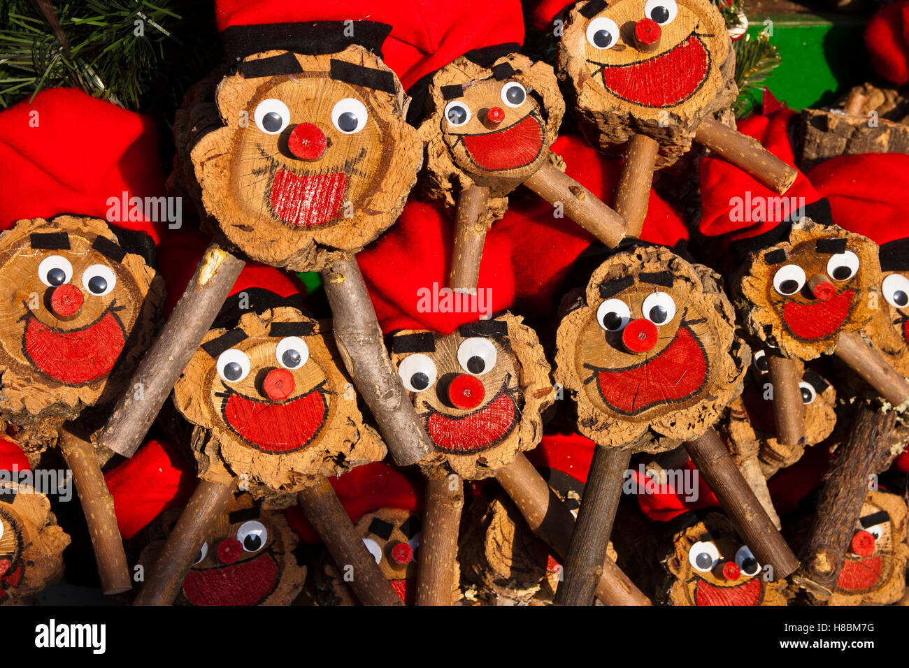 Tió de Nadal, Feria de Santa Lucía, Fair of Santa Lucia, Fira de Santa ...