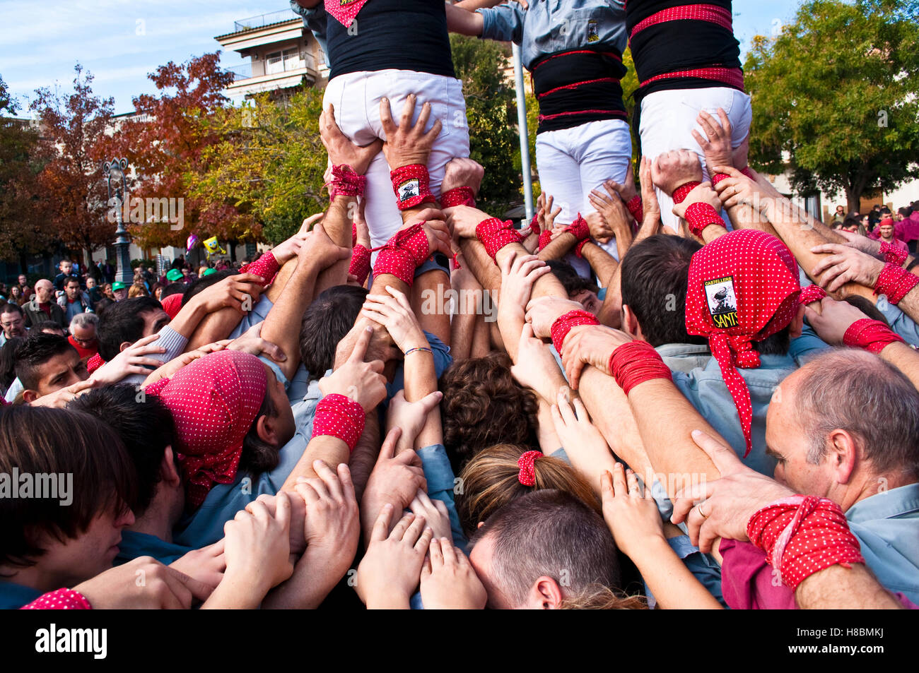 Human towers hi-res stock photography and images - Alamy