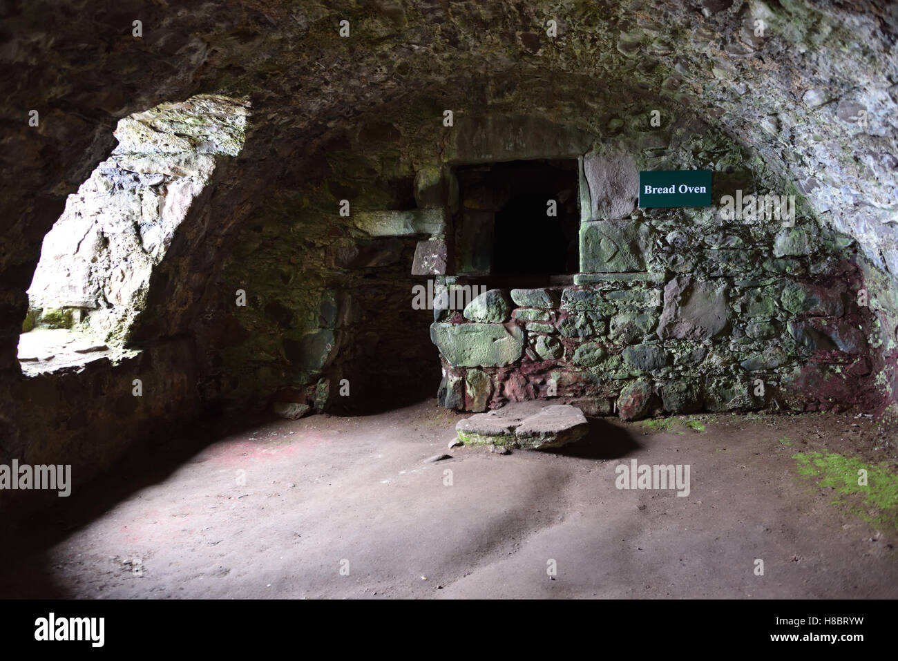 Medieval bread oven hi-res stock photography and images - Alamy